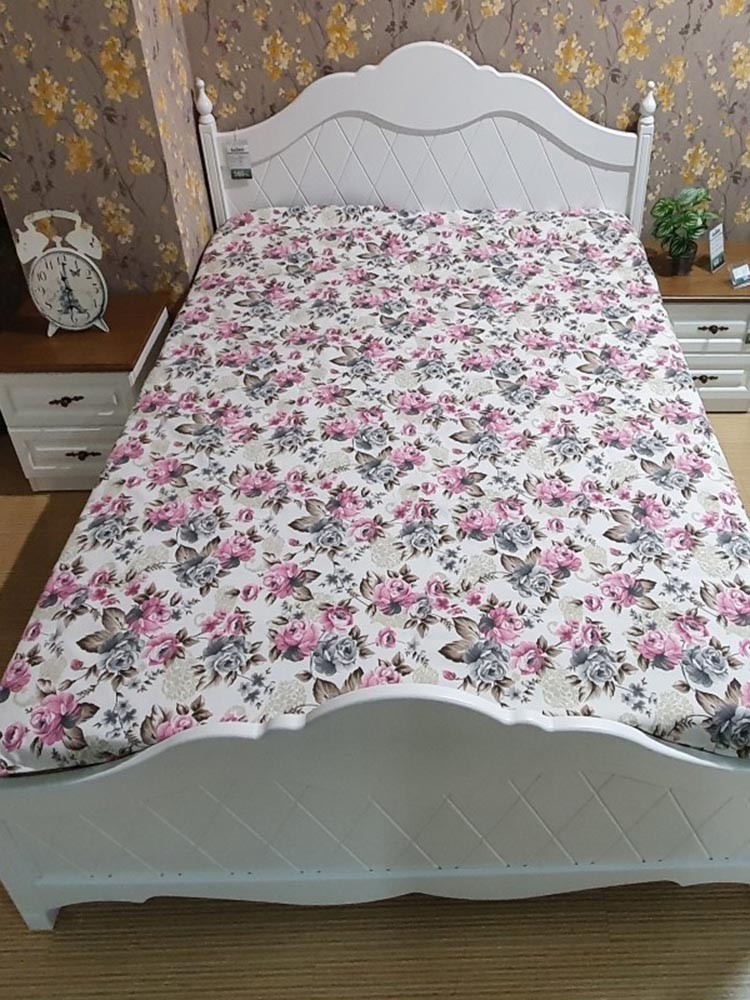 Шалте с принт букети от рози